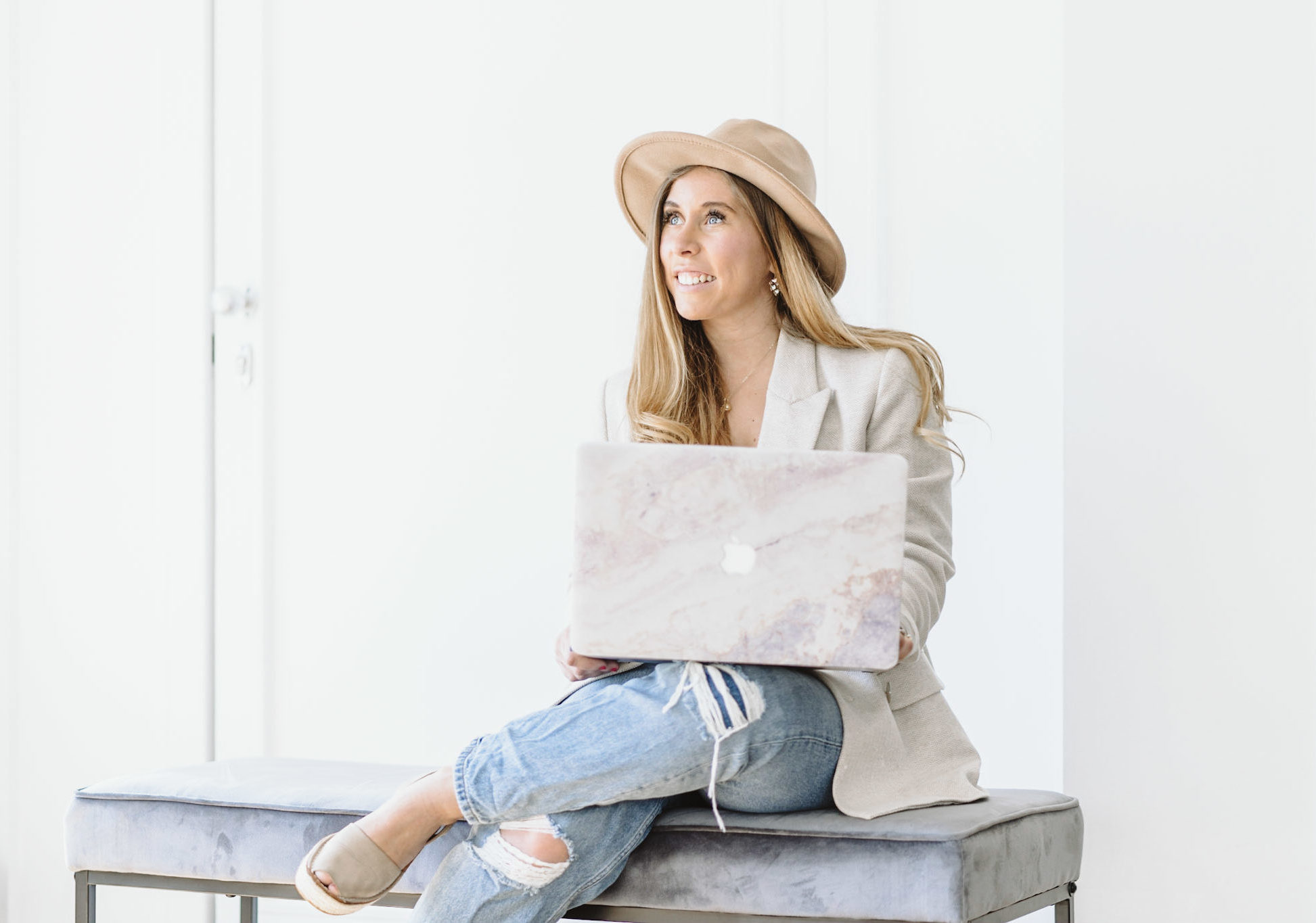 Julia Busche | Authentisches Marketing & Websiten